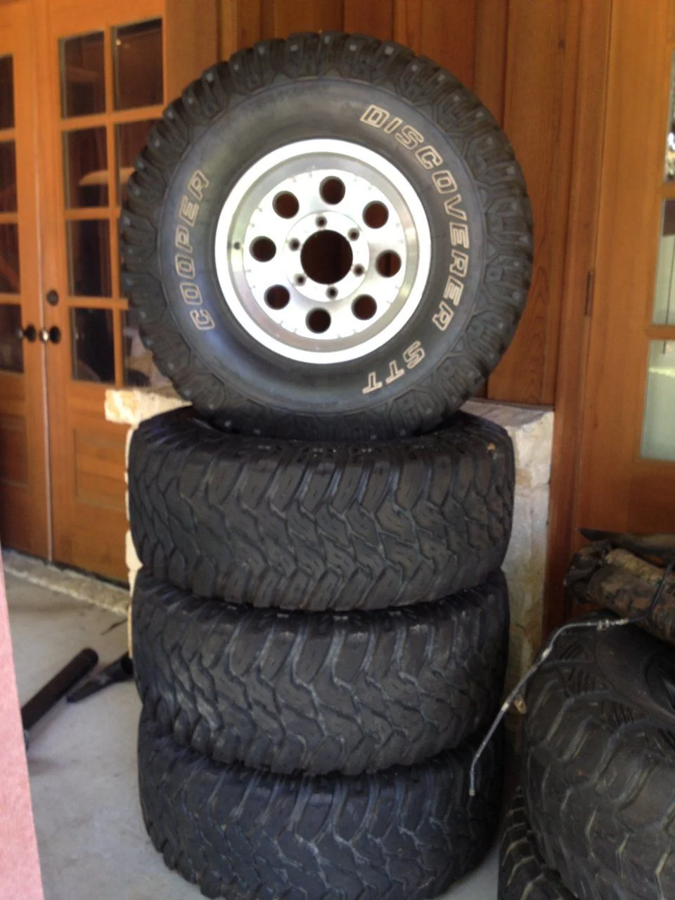 sold-33-x-12-5-x-15-with-wheels-ih8mud-forum