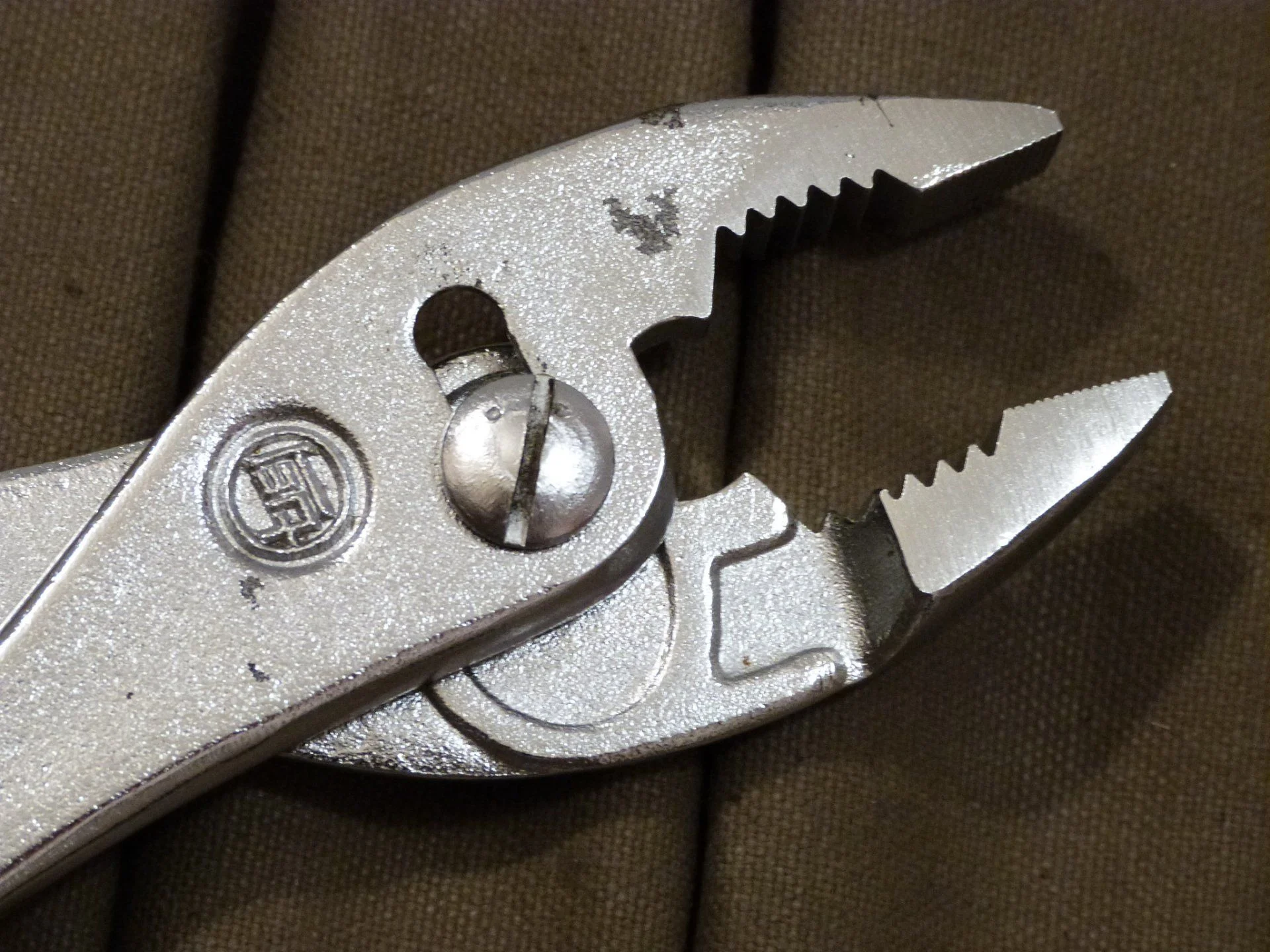 Pliers - front | IH8MUD.com Forum | Toyota, Lexus & Off-Road Community ...