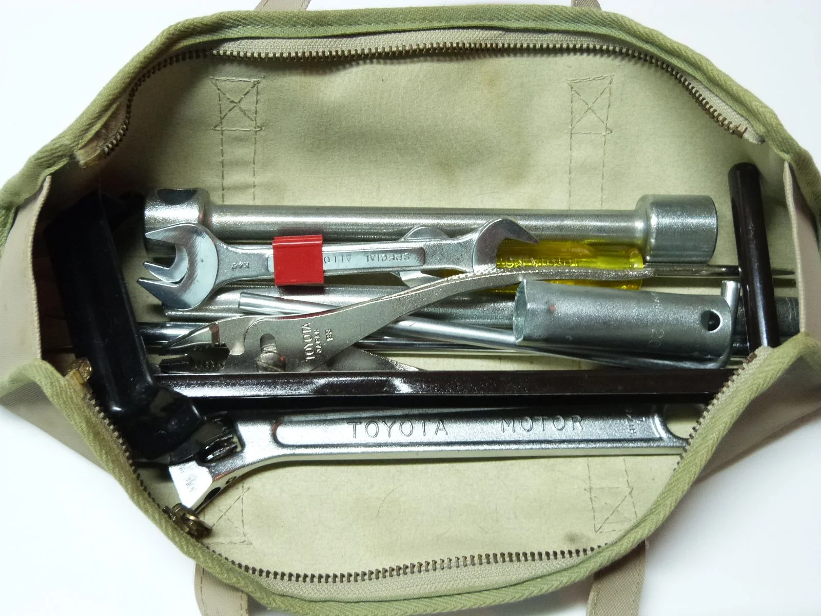 tool bag - contents | IH8MUD.com Forum | Toyota, Lexus & Off-Road ...