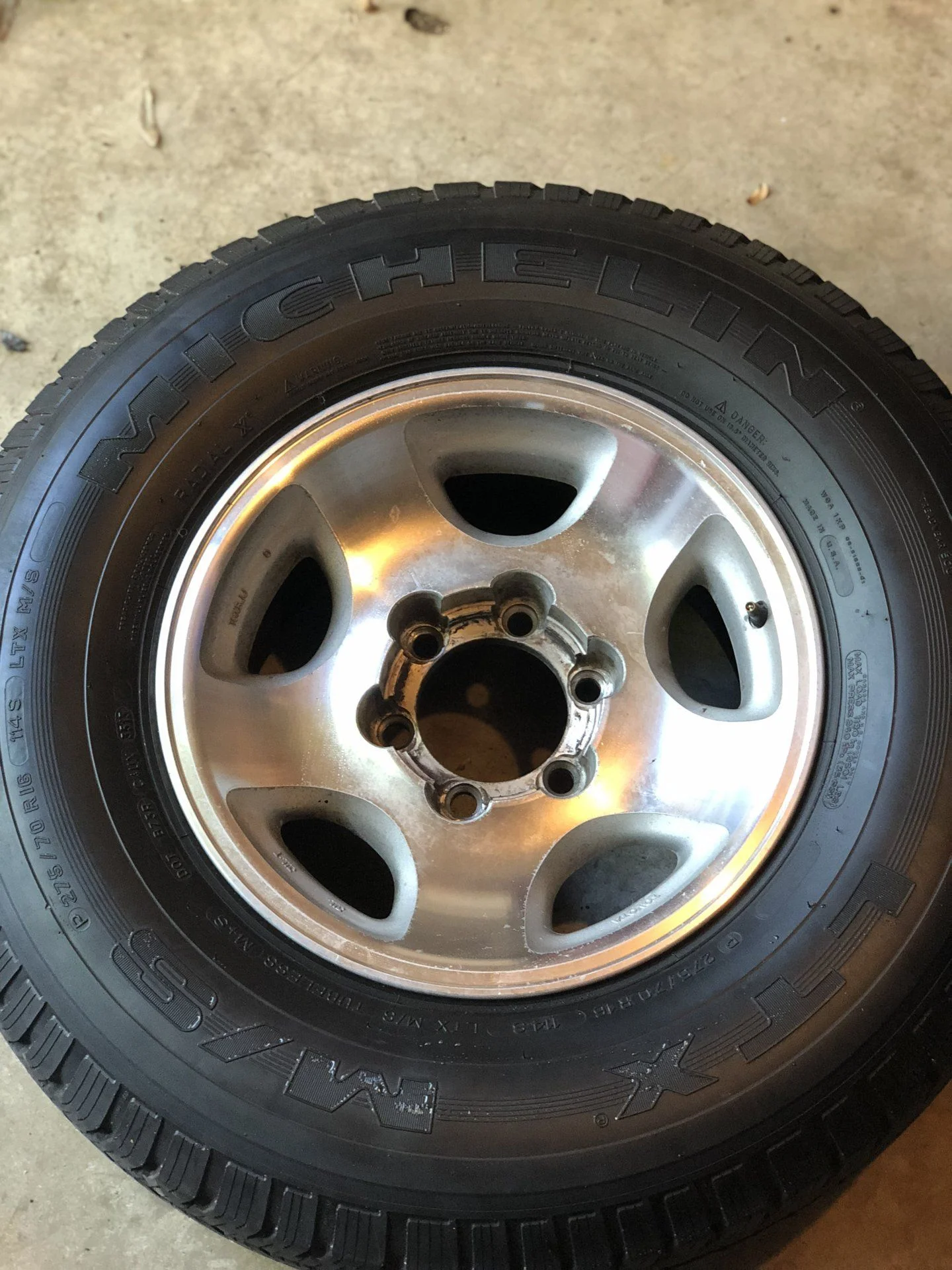 SOLD - FZJ80 OEM wheel with XLT tire (GA, USA) | IH8MUD.com Forum ...