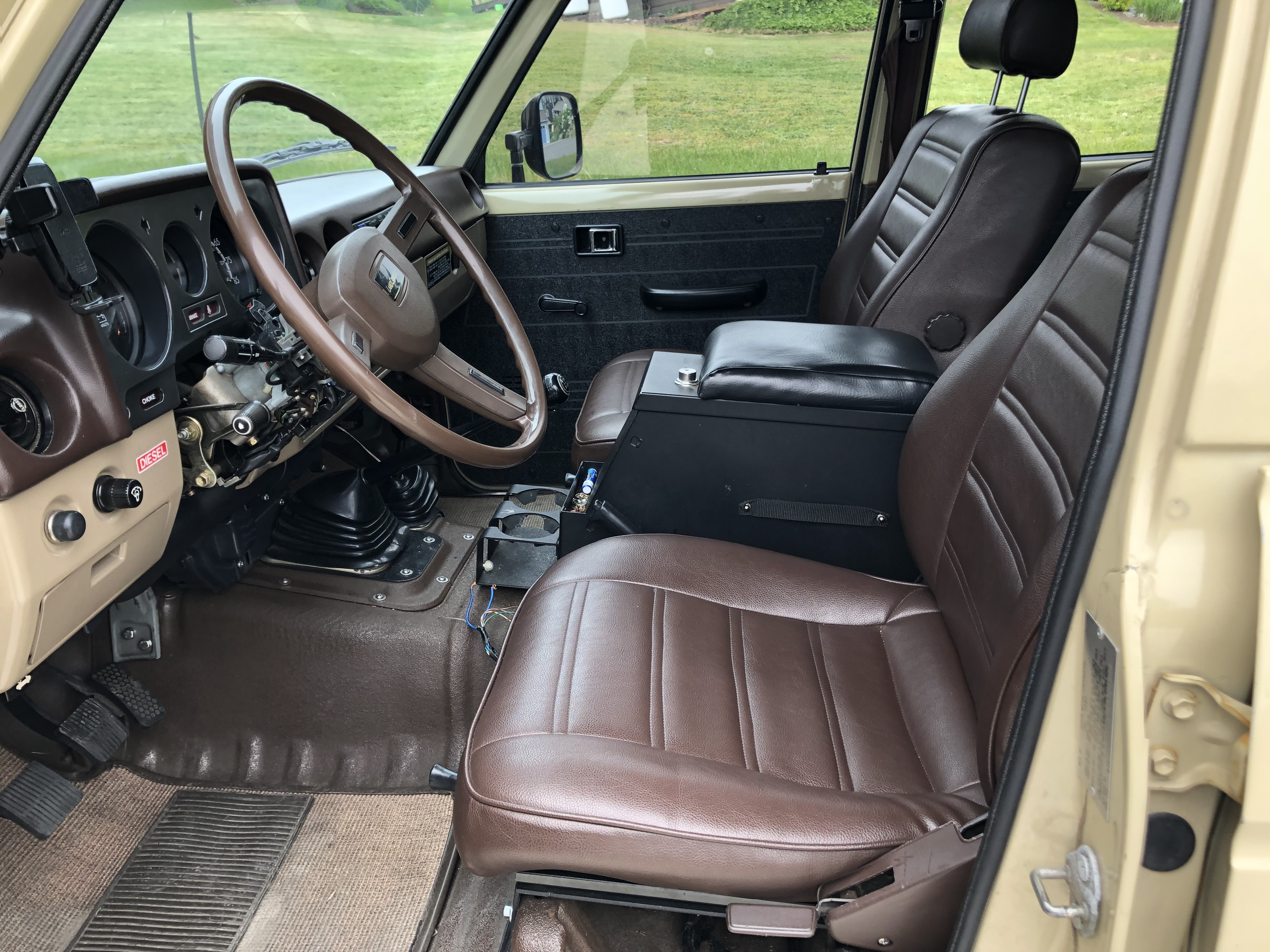 SOLD - HJ61 (FJ60/Fj62) Full Split Seat Set, fully Recovered, Brown ...